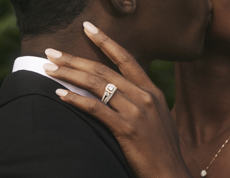 Shop Engagement & Wedding Rings | Peoples Jewellers